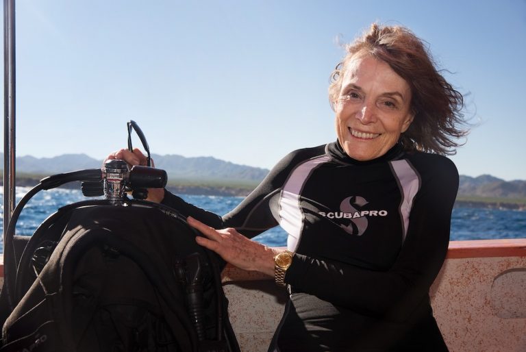 Women in Diving: Inspiring Stories of Trailblazers Who Transformed the ...