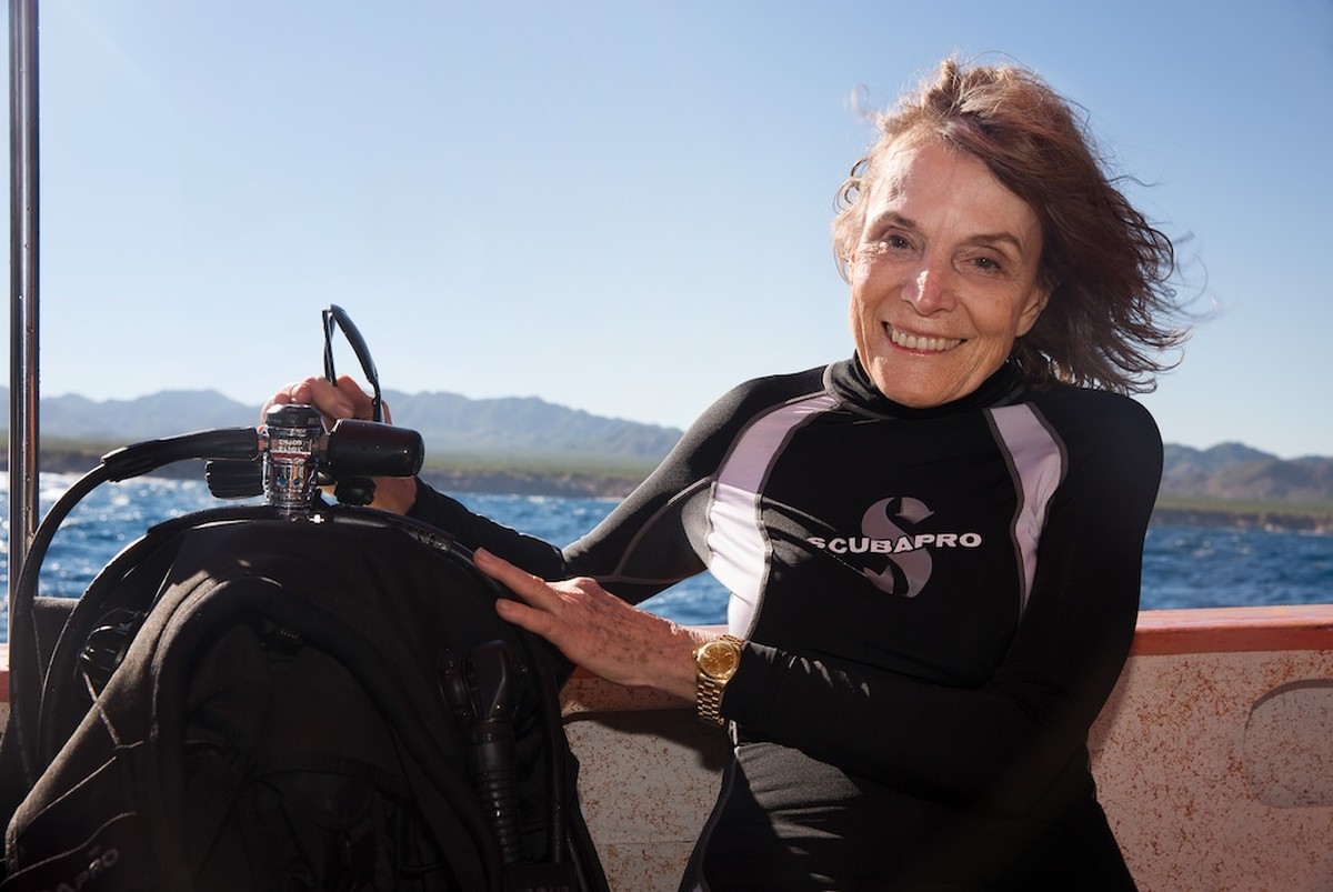 Women in Diving: Inspiring Stories of Trailblazers Who Transformed the ...